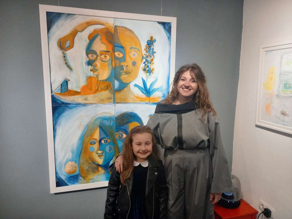 Anja Marić u Širokom Brijegu predstavila svoju izložbu 'Dijete u meni'